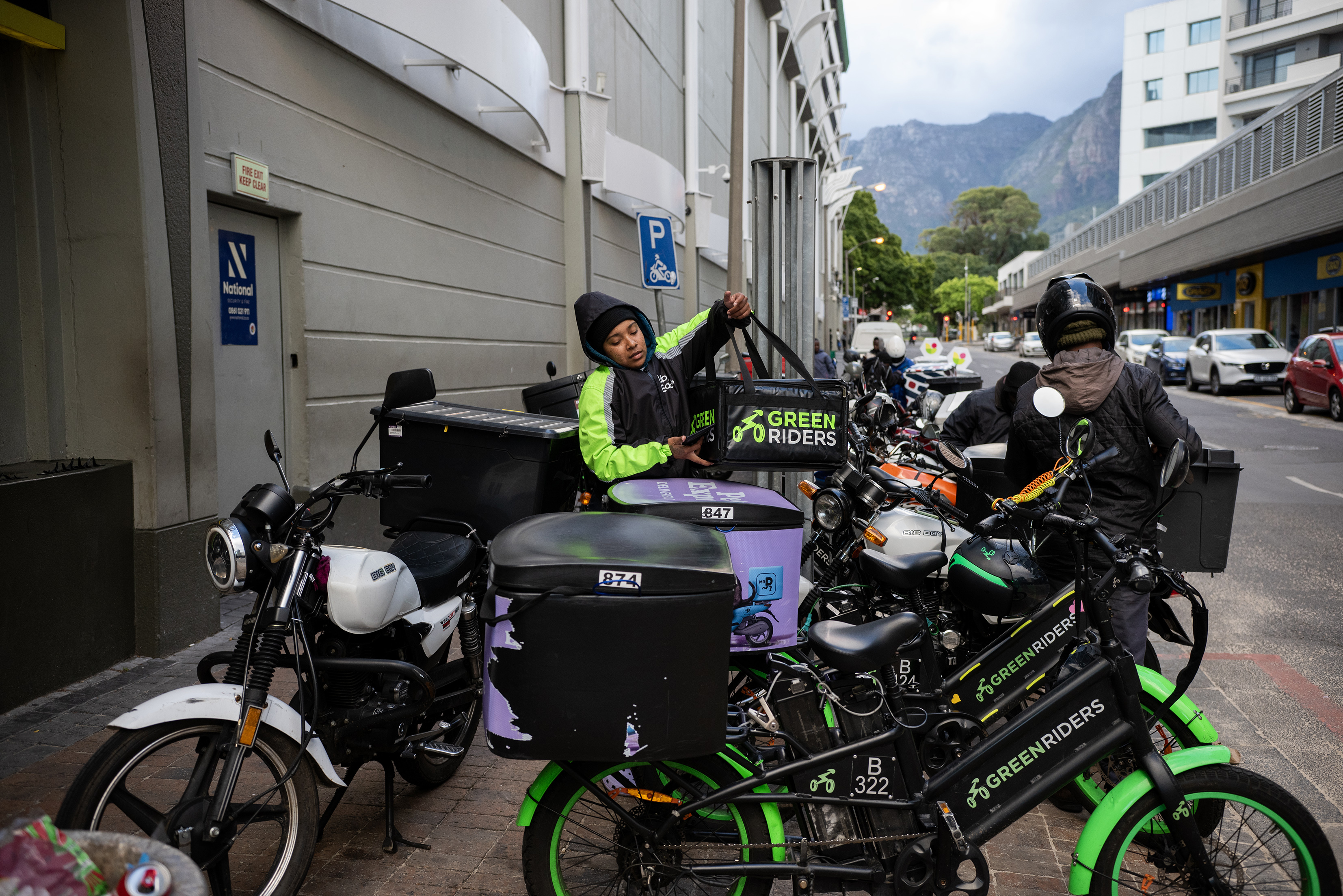 In photos: Teenager supports her family using an e-bike | GroundUp